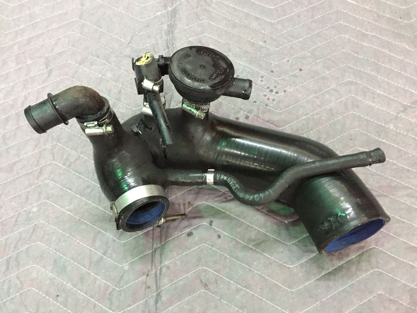 FS: Audi B5 A4 1.8t Silicon Intake | VW Vortex - Volkswagen Forum